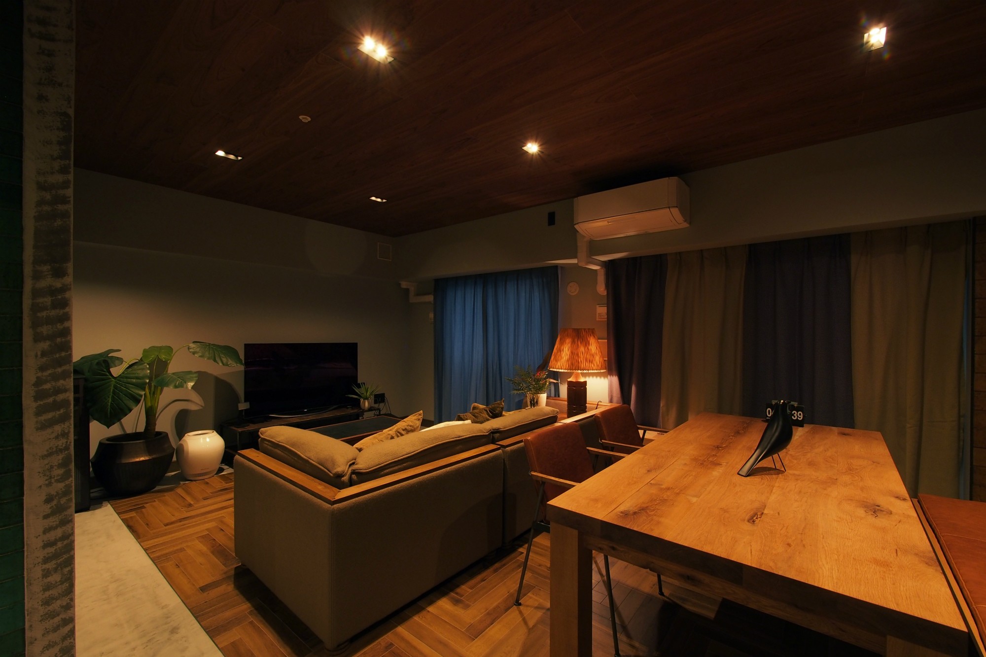 (4枚目) LDK(house 094 / マンションリノベーション) - リビングダイニング事例｜SUVACO(スバコ)