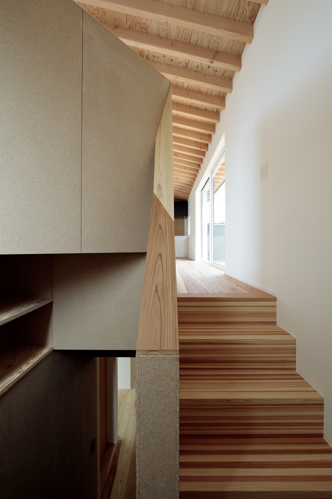 RPH - 二世帯住宅事例｜SUVACO(スバコ)