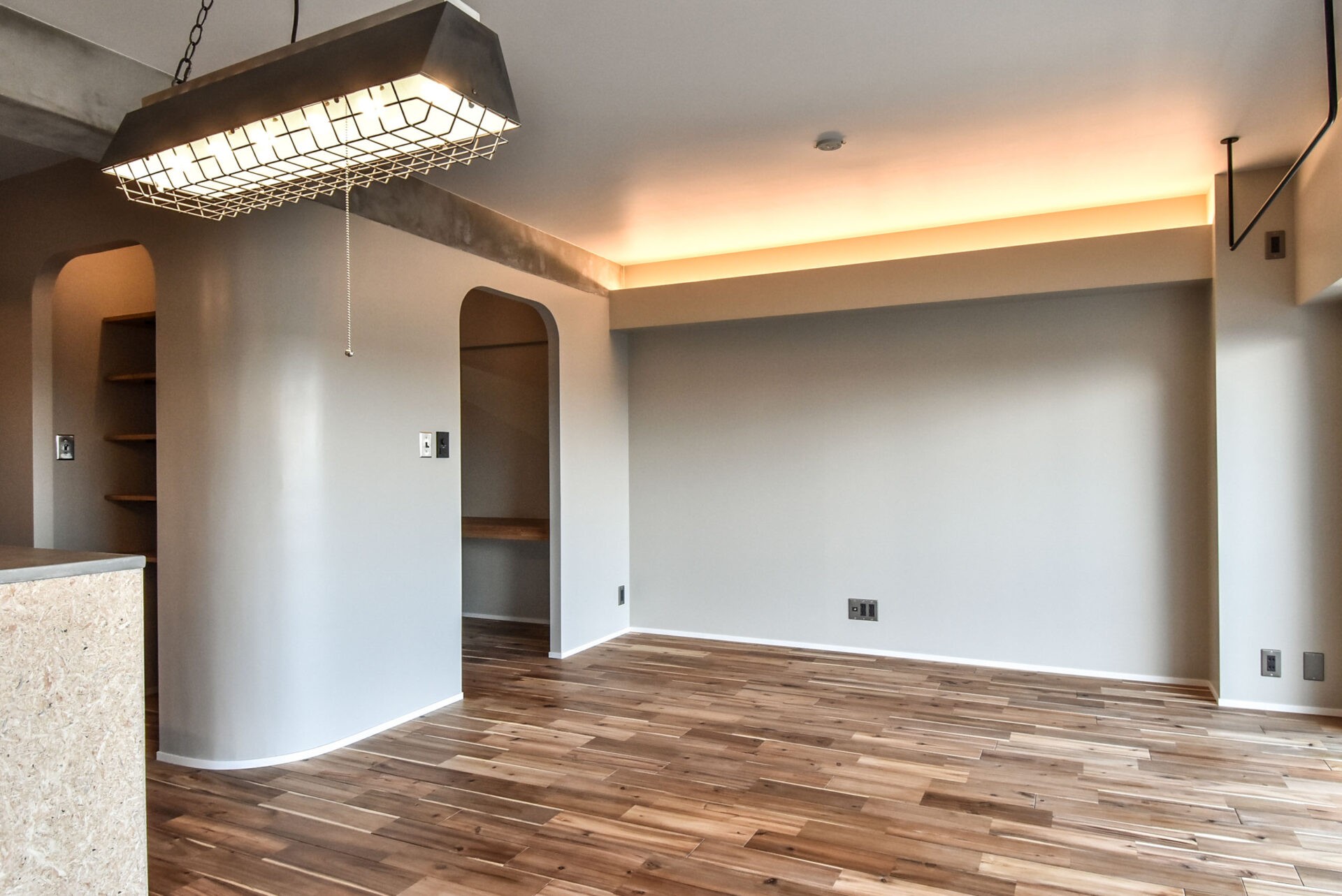 大胆な色遊びを満喫 - マンションリノベーション事例｜SUVACO(スバコ)