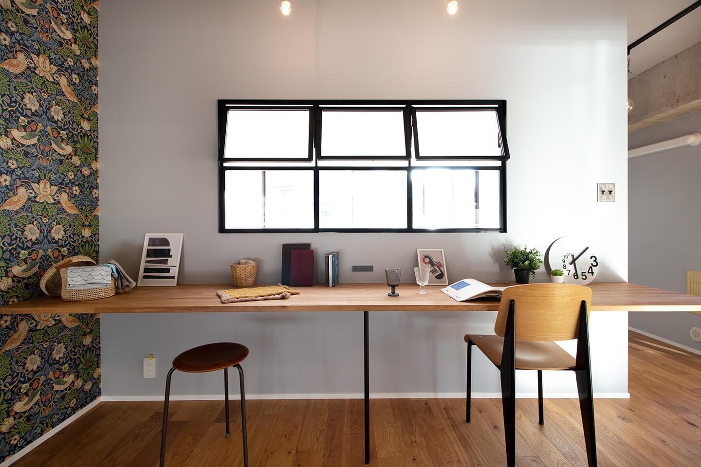 階段デザインが格好いいロフトのあるLDK - マンションリノベーション事例｜SUVACO(スバコ)