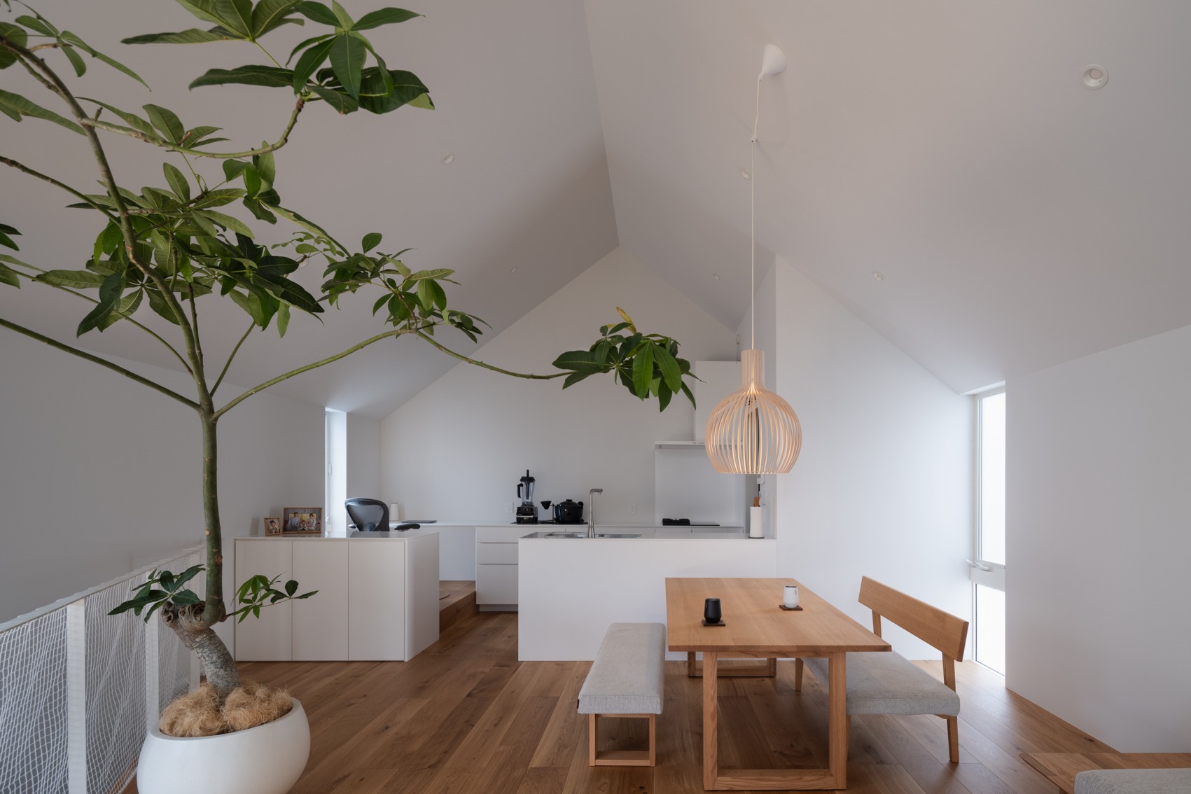 武蔵小金井の住宅【渡辺篤史の建もの探訪：2025年8月23日放送】 - 注文住宅事例｜SUVACO(スバコ)