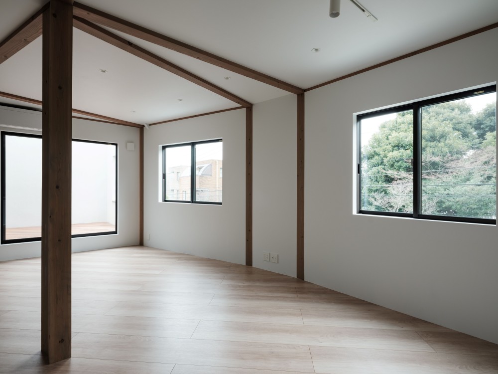 houseG-グリッドのゆらぎが心地よい2世帯住宅- - 二世帯住宅事例｜SUVACO(スバコ)