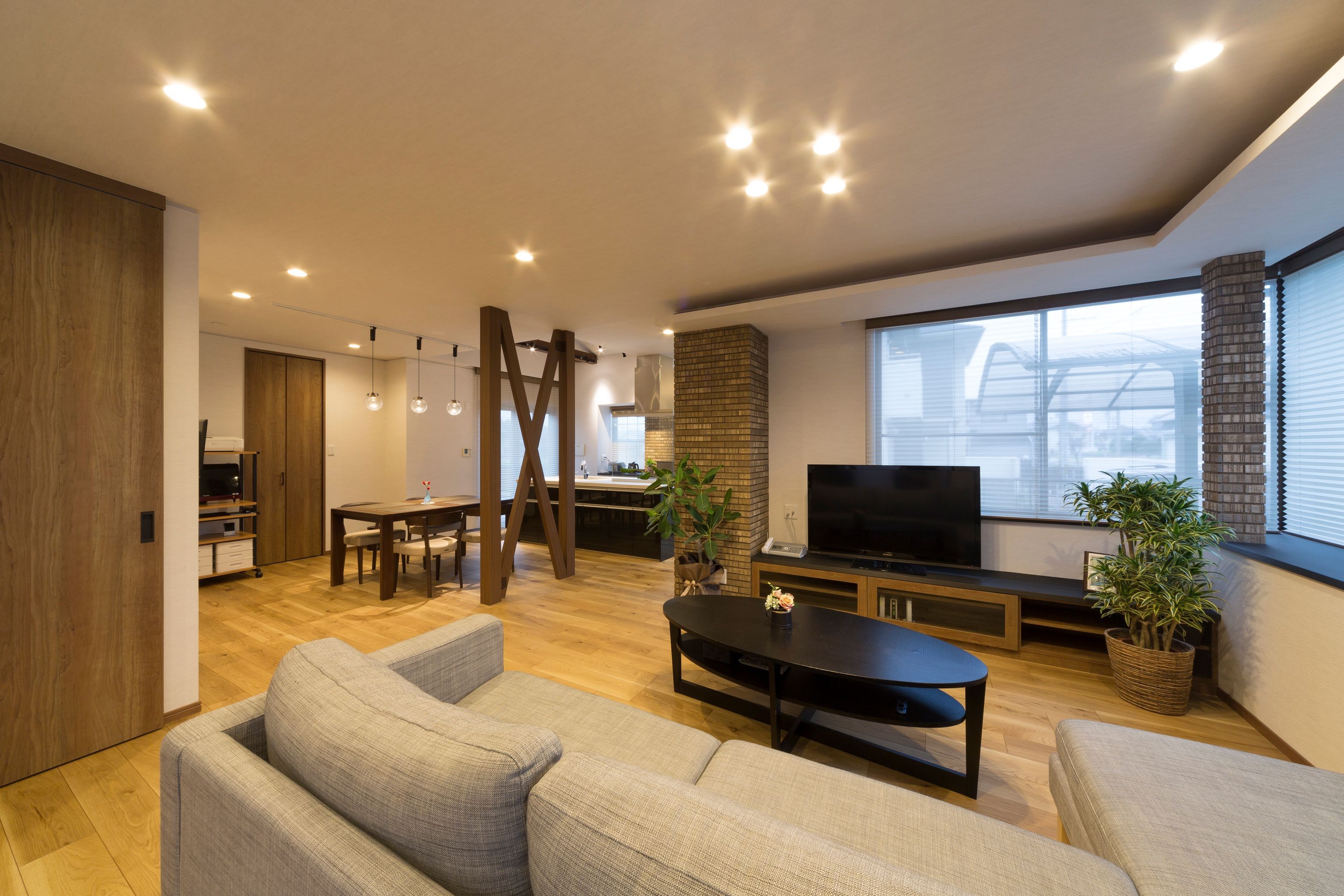 使い勝手を重視したLDKリノベーション - 戸建リノベーション事例｜SUVACO(スバコ)