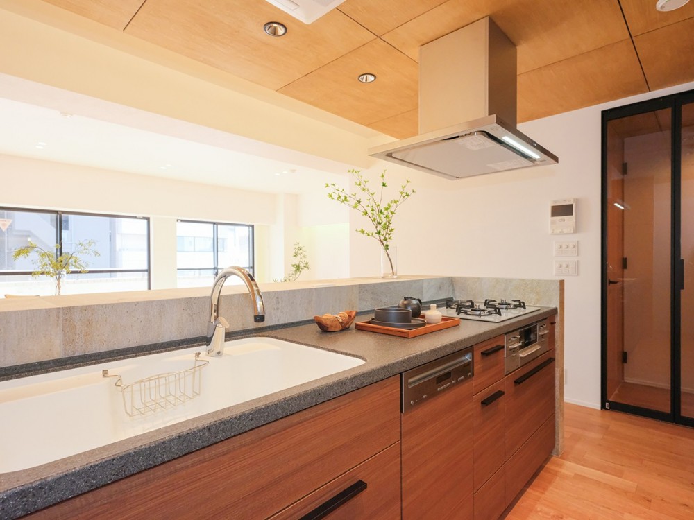 木と暮らす - マンションリノベーション事例｜SUVACO(スバコ)