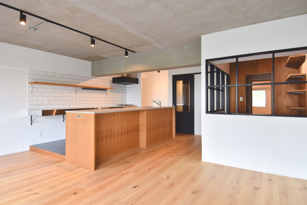 回遊動線のある、大人のモダンインダストリアル【横浜マンションリノベーション】 - マンションリノベーション事例｜SUVACO(スバコ)